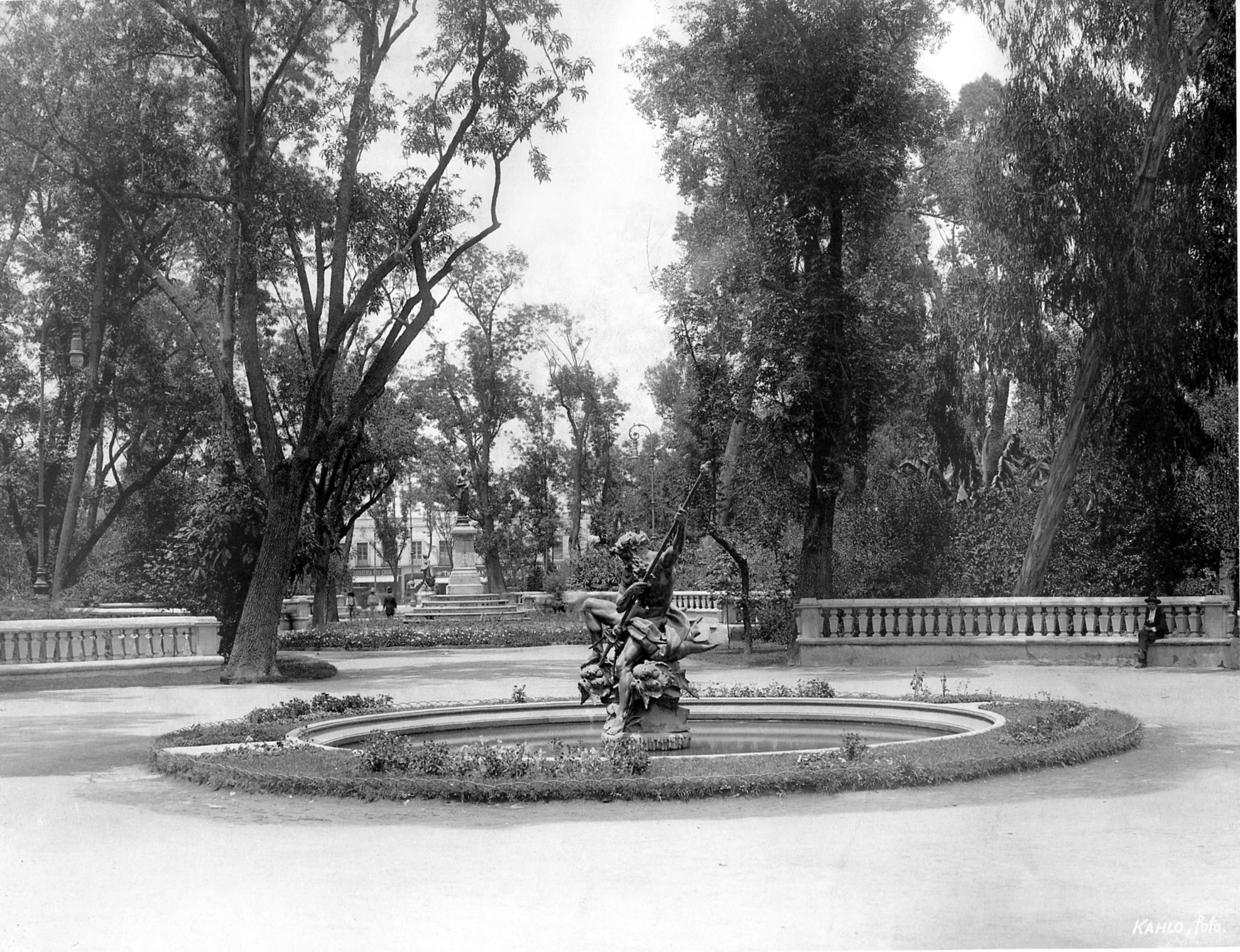 Cuatro fotos históricas de la Alameda Central que muestran sus cambios ...